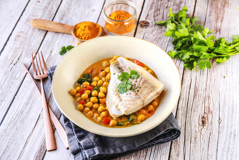 Filet de Colin-lieu MSC poêlé au curry de pois-chiches - L'écolomag